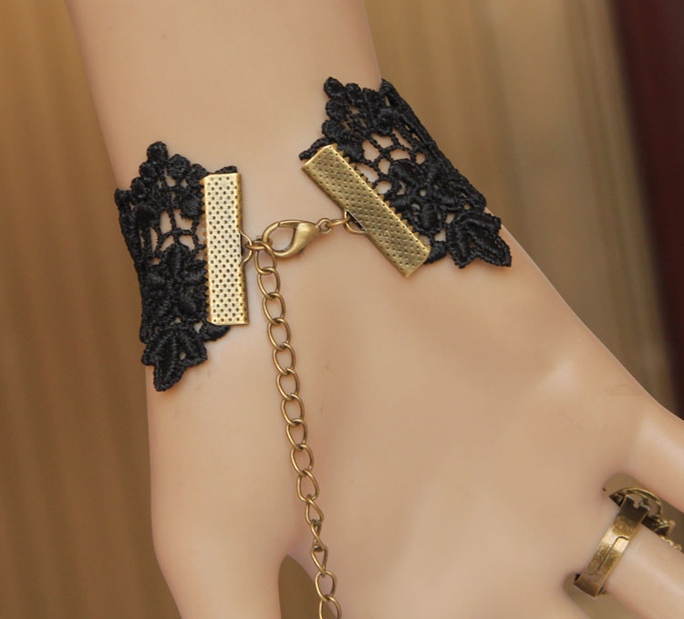 Gothic Handcrafted Vintage Lace Vampire Ring Bracelet Set Ac0007 on Luulla
